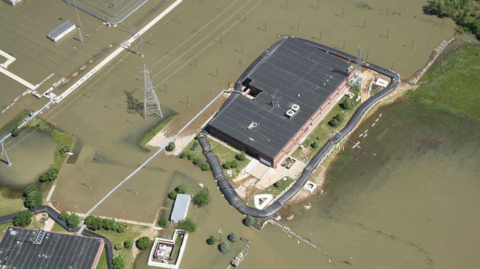 Fort Calhoun Flood Control - AquaDam