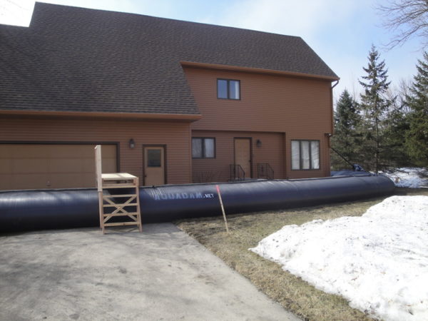 AquaDams As Flood Control Barriers Photos | Aqua Dam Inc.