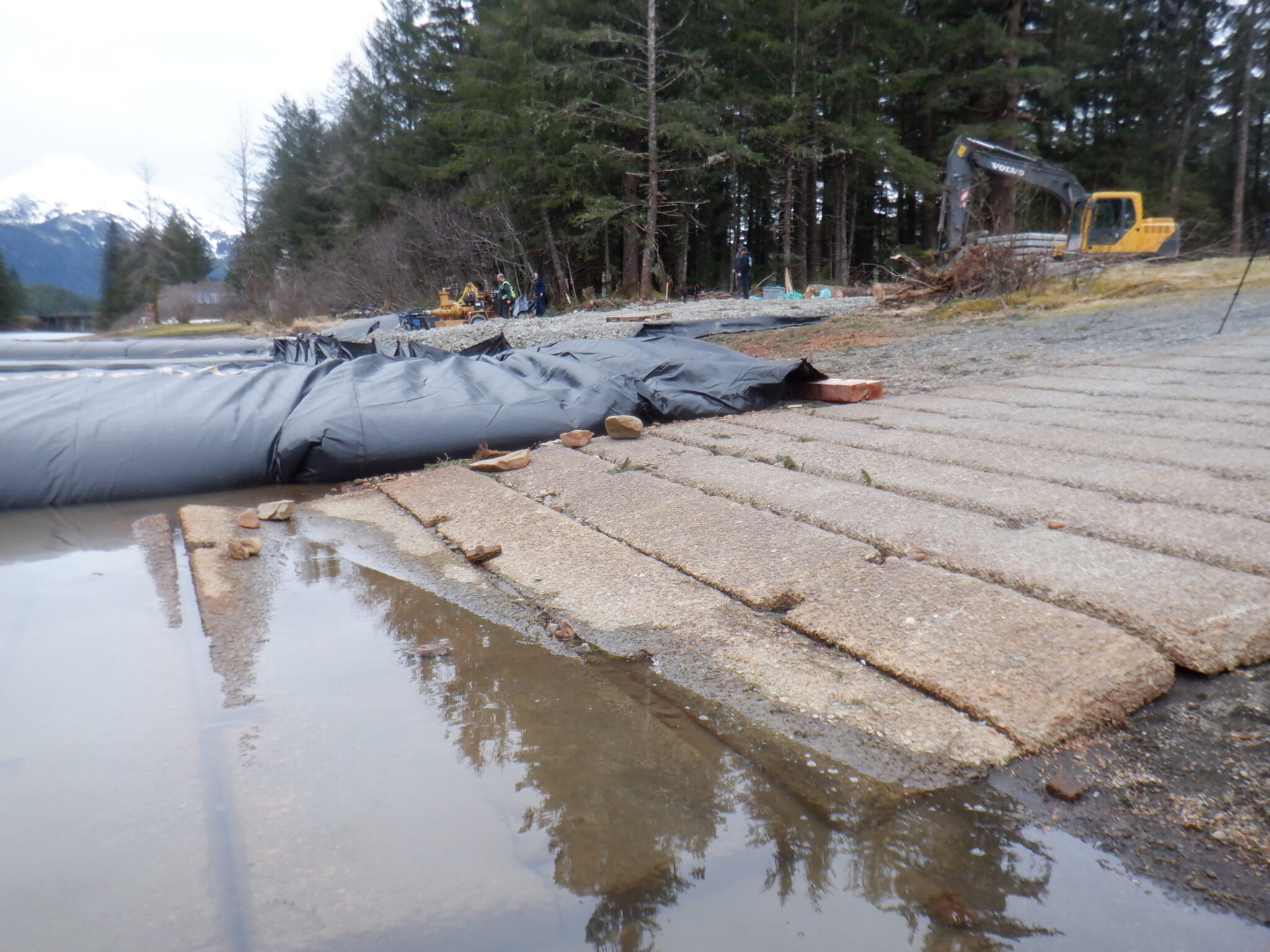 Eyak River Boat Ramp Installation Cordova, AK 2022 - AquaDam